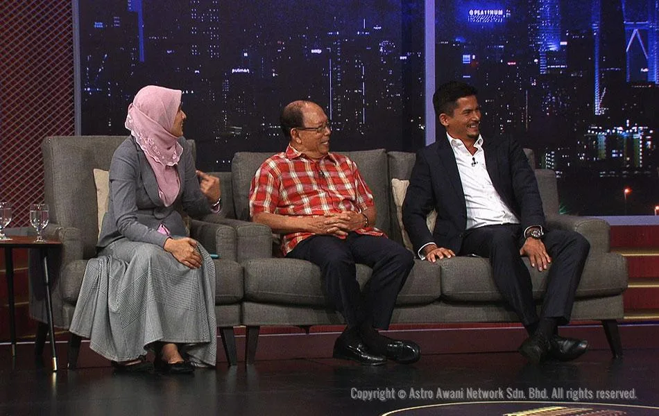 Iskander Tv Show 60 Photos - Moonagedaydream.film